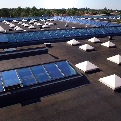 COMMERCIAL SKYLIGHTS - Innovative Skylights COMMERCIAL SKYLIGHTS - Innovative Skylights